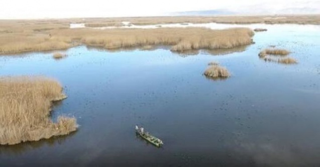Eber Gölü'nde kaçak avcılar drone ile tespit edildi - Afyon Zafer ... Eber Gölü'nde kaçak avcılar drone ile tespit edildi - Afyon Zafer ...